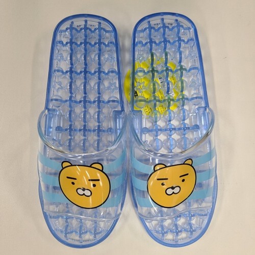 카카오베이직 PVC욕실화 라이언 (265MM)ㅣ롯데마트 제타 최상의 신선 식품과 다양한 간편식을 롯데마트 제타에서 만나보세요